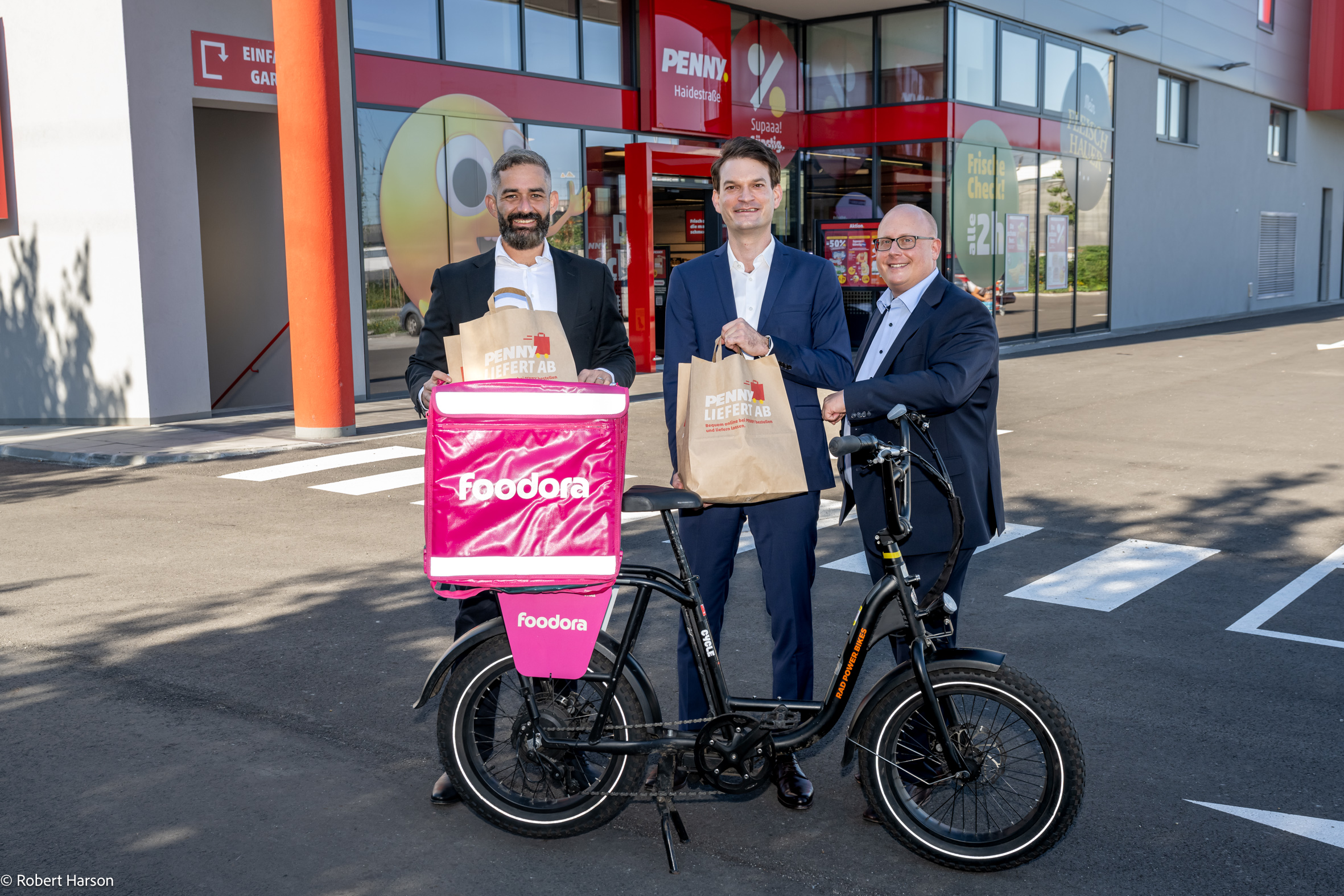 Gratis-Apfel zum Jahresstart: PENNY legt jeder foodora-Bestellung einen ...